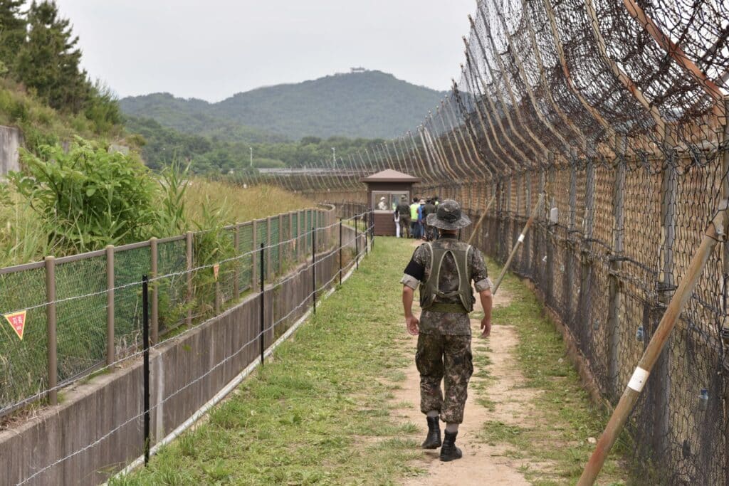 A Soldier's Dash Across the Border – SOFX