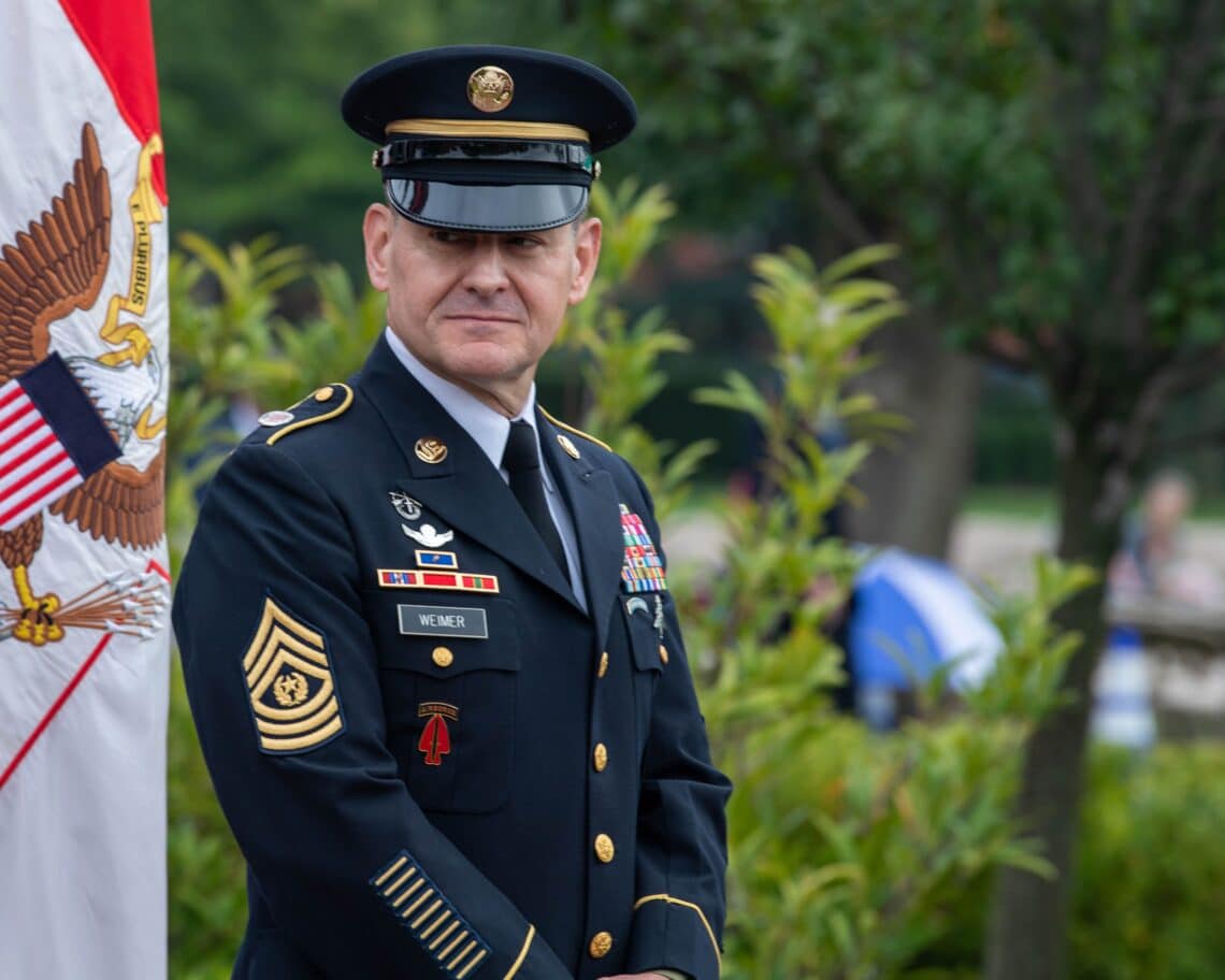 Meet Mike Weimer, a former Delta Force operator who is now a sergeant ...