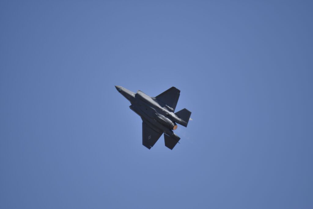 Eyewitness Account Raises Questions about Missing F-35 Jet Crash in ...