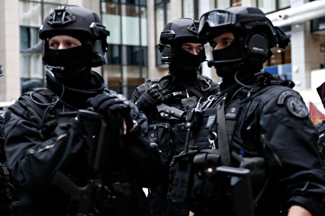 Overview of Grupo Especial de Intervención in Spanish Law Enforcement ...