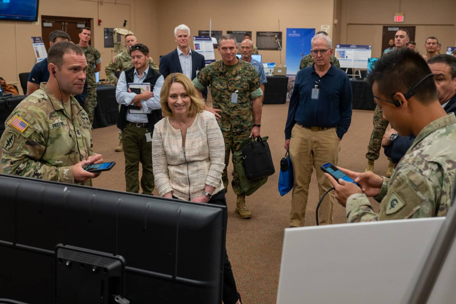 Pentagon Advances First Rapid Defense Experimentation Reserve Projects ...