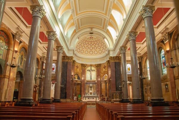 Assyrian Bishop Mar Mari Emmanuel Stabbed During Live-Streamed Mass in ...