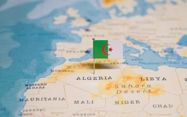 Algerian Man Found Alive in Cellar After 26 Years – SOFX