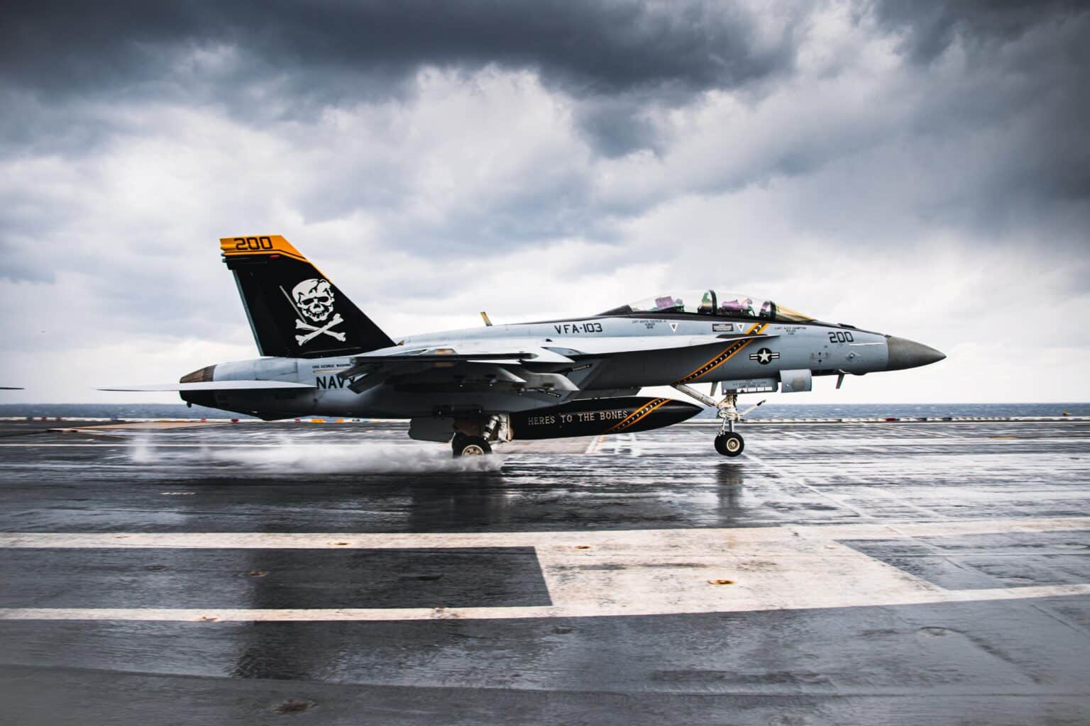 First Female U.S. Navy Pilot Scores Historic Air-to-Air Combat Victory ...