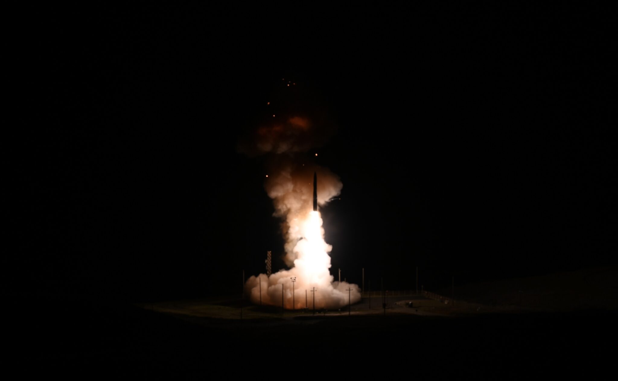 Us Conducts Unarmed Minuteman Iii Icbm Test Launch From Vandenberg