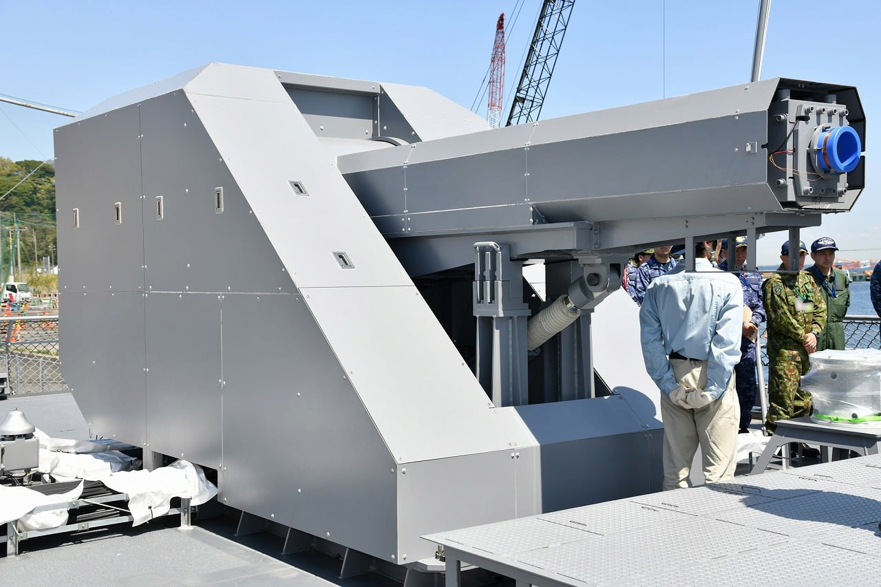 Japan Unveils Ship-Mounted Railgun Prototype – SOFX