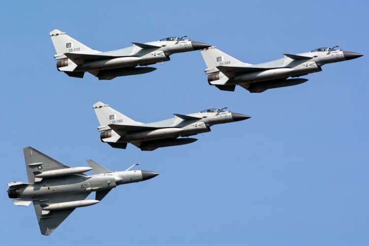 China’s J-10C Gains Global Attention After Combat Use by Pakistan – SOFX