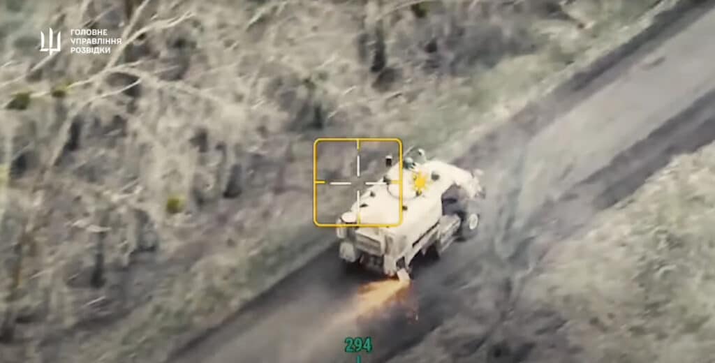 Ukrainian Driver Evacuates US-Made MaxxPro MRAP on Three Wheels – SOFX