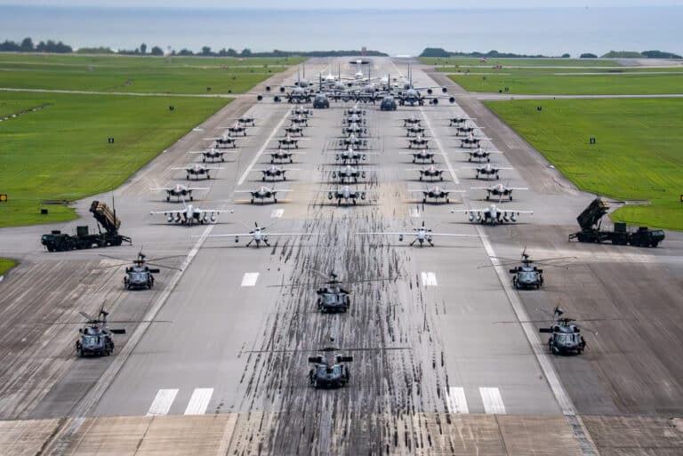U.S. Conducts Large-Scale Elephant Walk with 53 Aircraft at Kadena Air ...