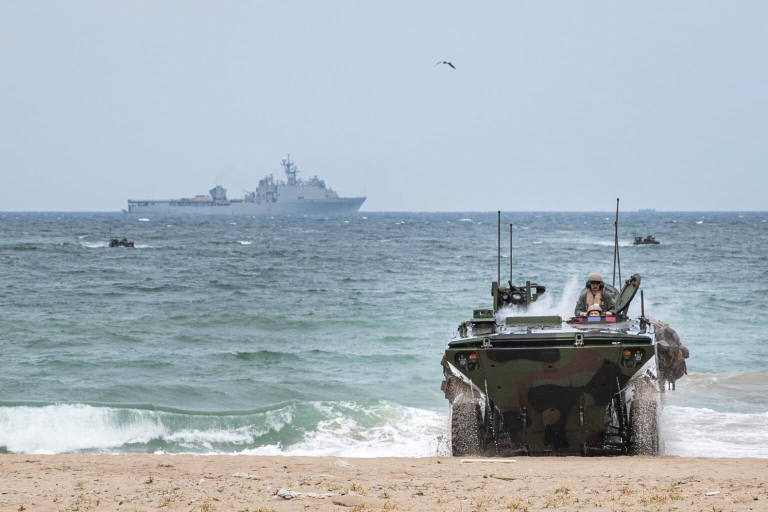 US Marines Launch Amphibious Training in Puerto Rico Amid Tensions ...