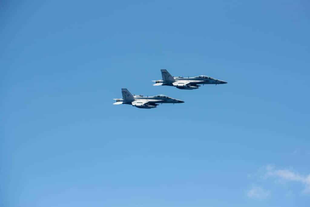 Four Navy Aviators Eject Safely as Two Growlers Collide at Idaho Air ...