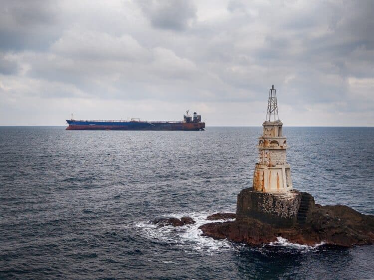Russia Mounts Heavy Machine Guns on Baltic Gas Tanker for First Time – SOFX